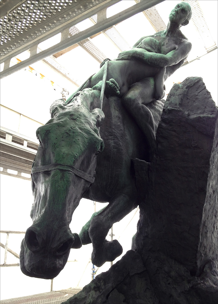 GUNNAR UTSOND’S SCULPTURE ‘HELHESTEN’ | Art Conservation Ana Vrdoljak