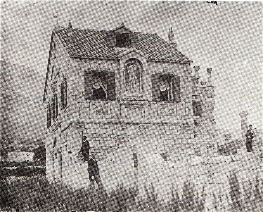 THE FACSIMILE RECONSTRUCTION OF THE WALL AND CEILING PAINTINGS | Art ...